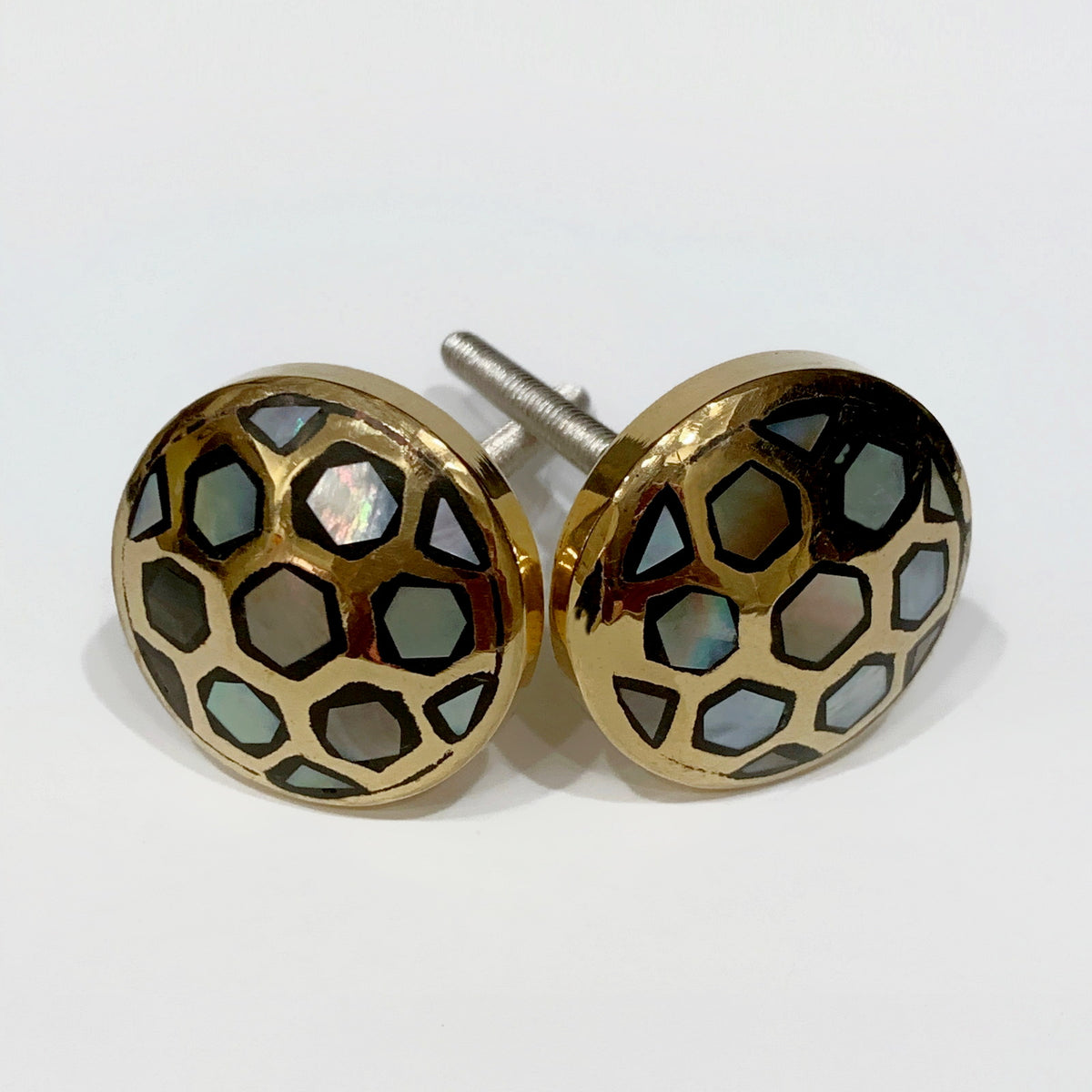 Golden Cabinet Knobs Pulls Brass and Shell (s) – Dwyer Home Collection